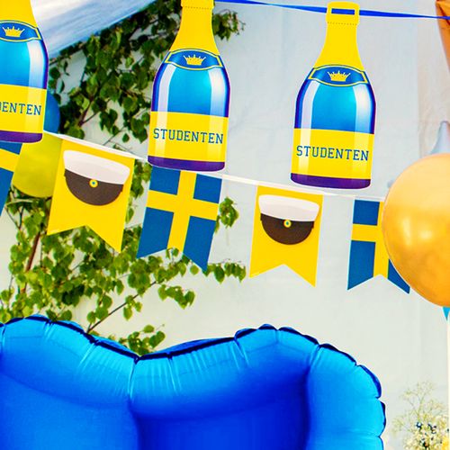 Studenten 2025 - Inbjudningskort, dukning, nallar med mer! | Partykungen